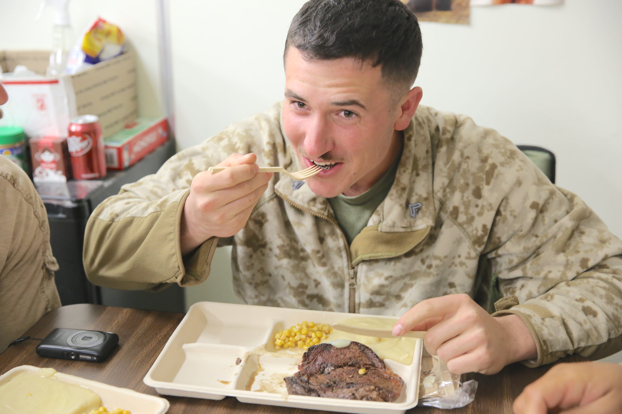 7 Marines Are Surprised With A Special Thanksgiving Dinner In Afghanistan