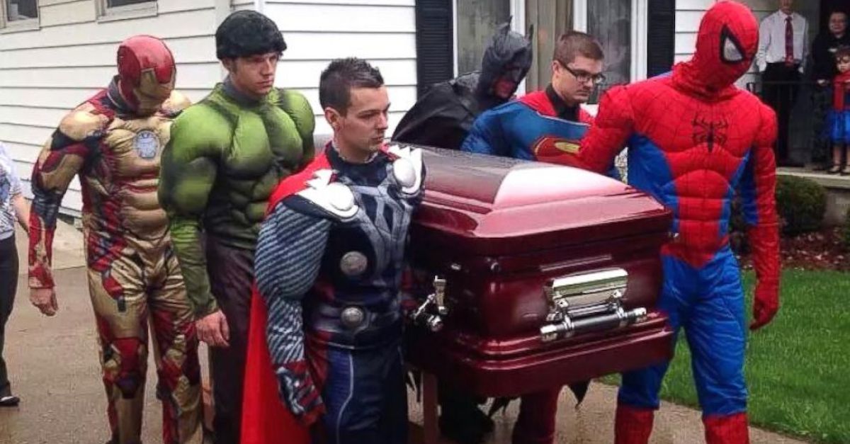 6 Men Attended A Funeral Dressed Like Superheroes. When You See Why ...