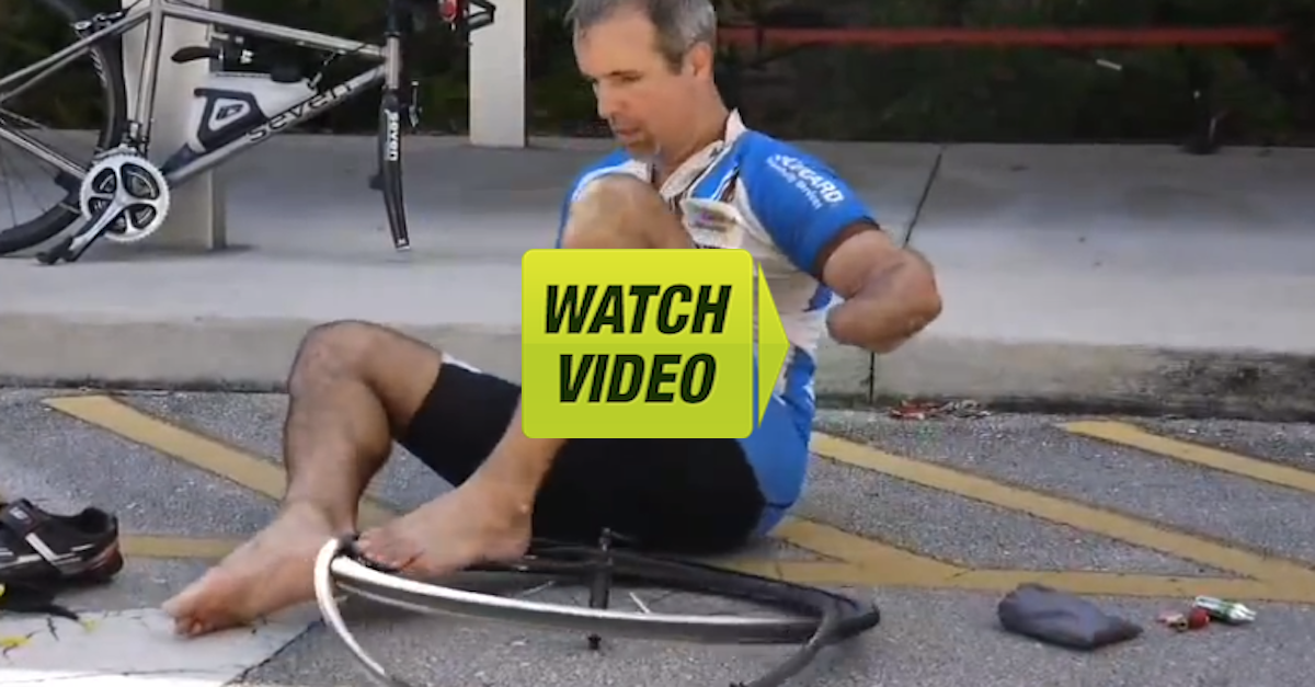 Wow, I've Never Seen A Flat Tire Changed Like THIS! What An Amazing Man!