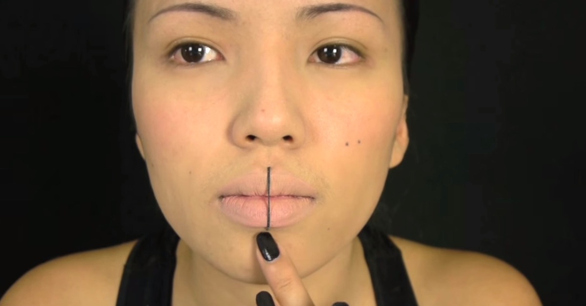 She Glues A Short Piece Of Thread Onto Her Lips. Minutes Later, I Can’t ...