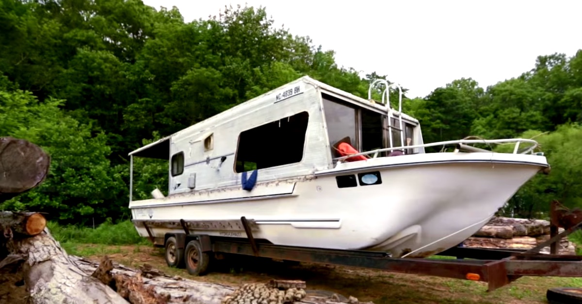 This Run-Down Boat Was Abandoned In A Field. But Wait Til You See What ...