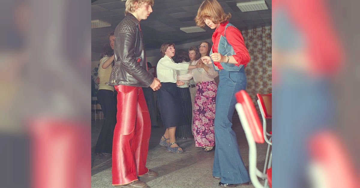 13 Photos Of Disco Fashion From The 1970s