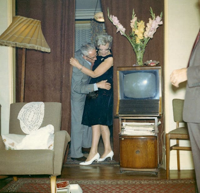 Mysterious Antique Photos Capture Old Couples Still Madly In Love