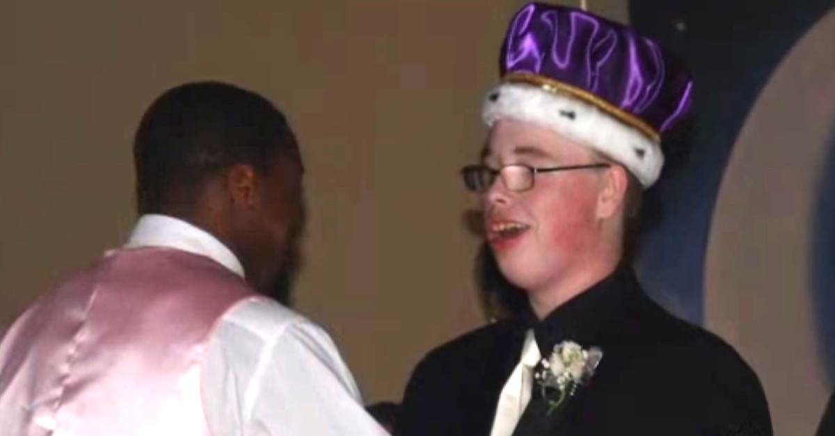 He Was Bullied Every Day At School, But What Happened On Prom Night ...