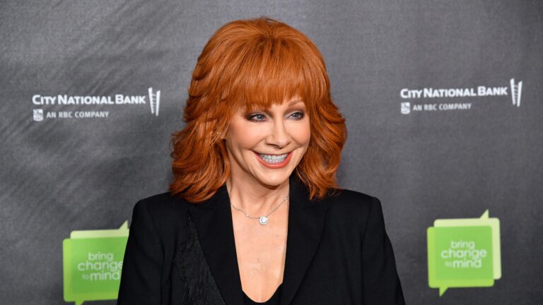 Reba McEntire Released A Music Album To Partner With Her New Book