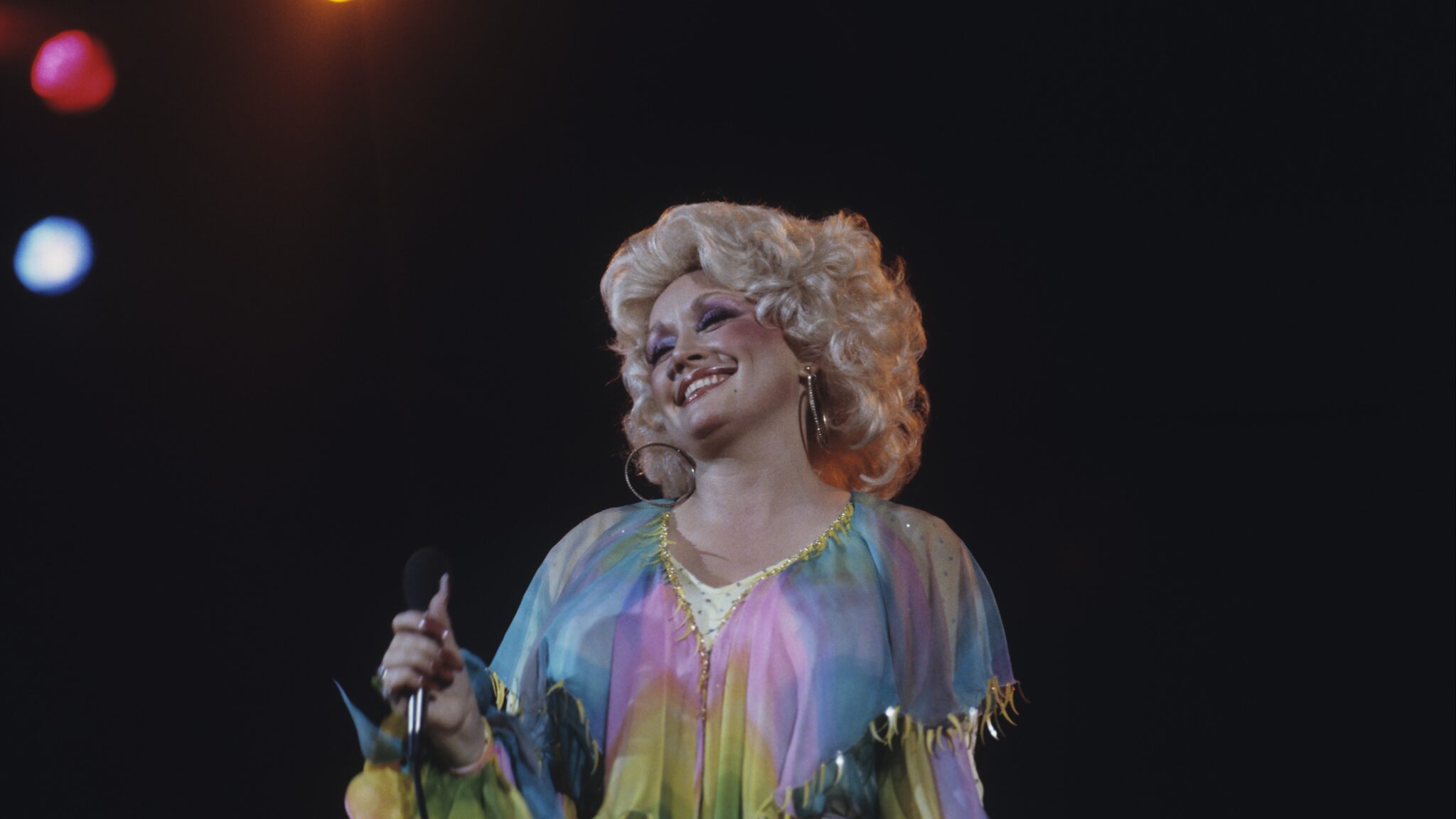 Straight From The Vaults, Rare Footage of 14-Year-Old Dolly Parton ...