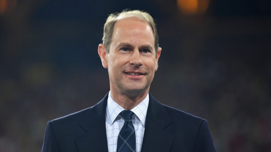 Prince Edward Meets 192-Year-Old Tortoise, Jonathan