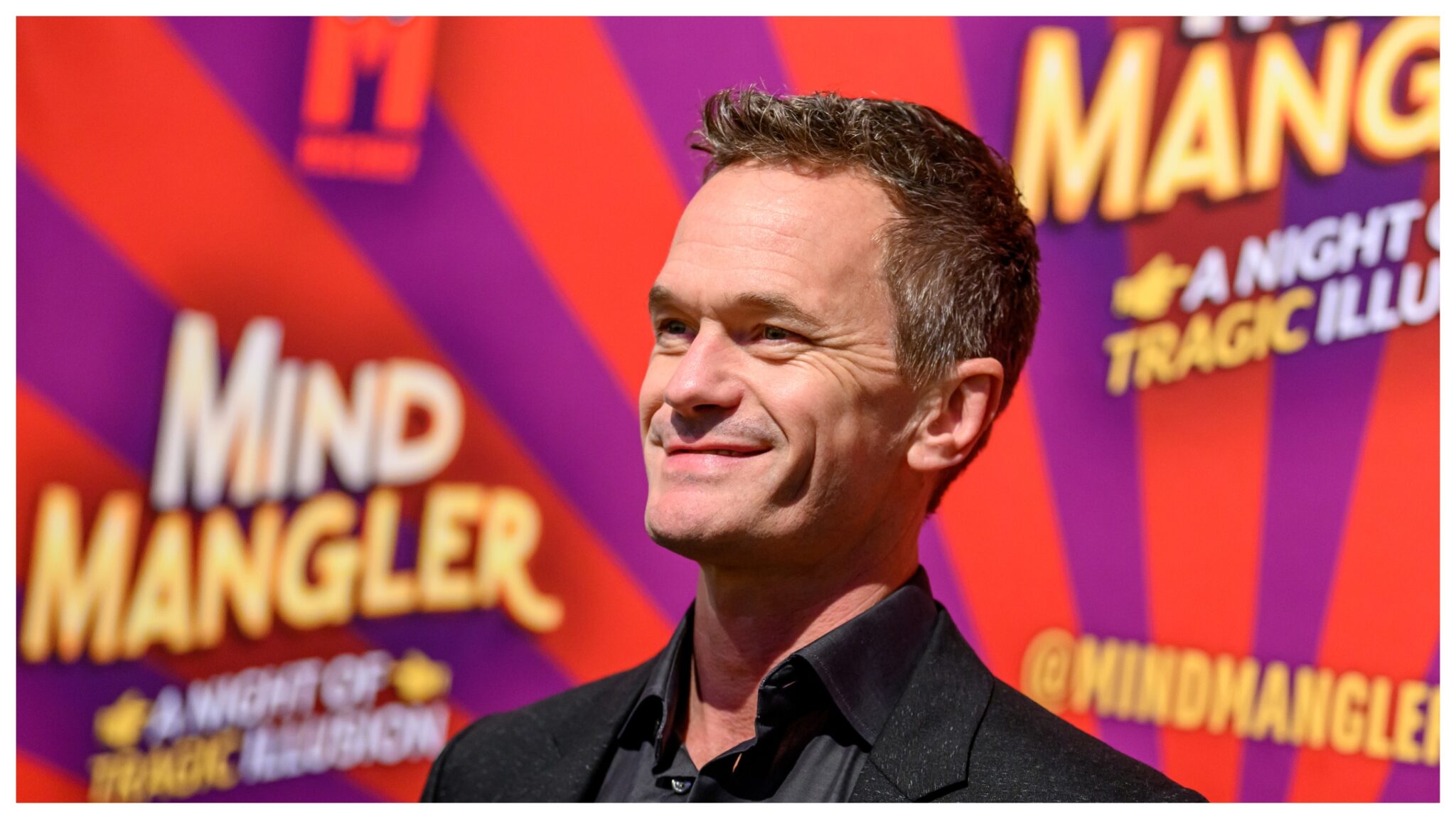 Neil Patrick Harris And Family Spread Cheer With A Retro-Themed Holiday ...