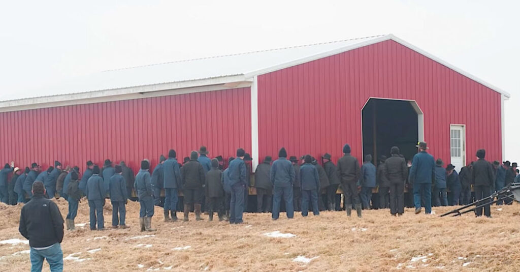 250 Amish Men Lift And Carry Barn With Their Bare Hands