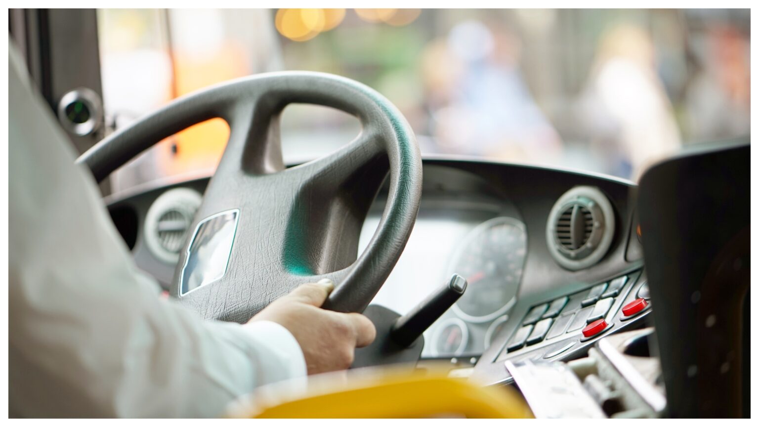 Bus Driver Calls 911 When He Sees Interaction Between Scared Boy And ...