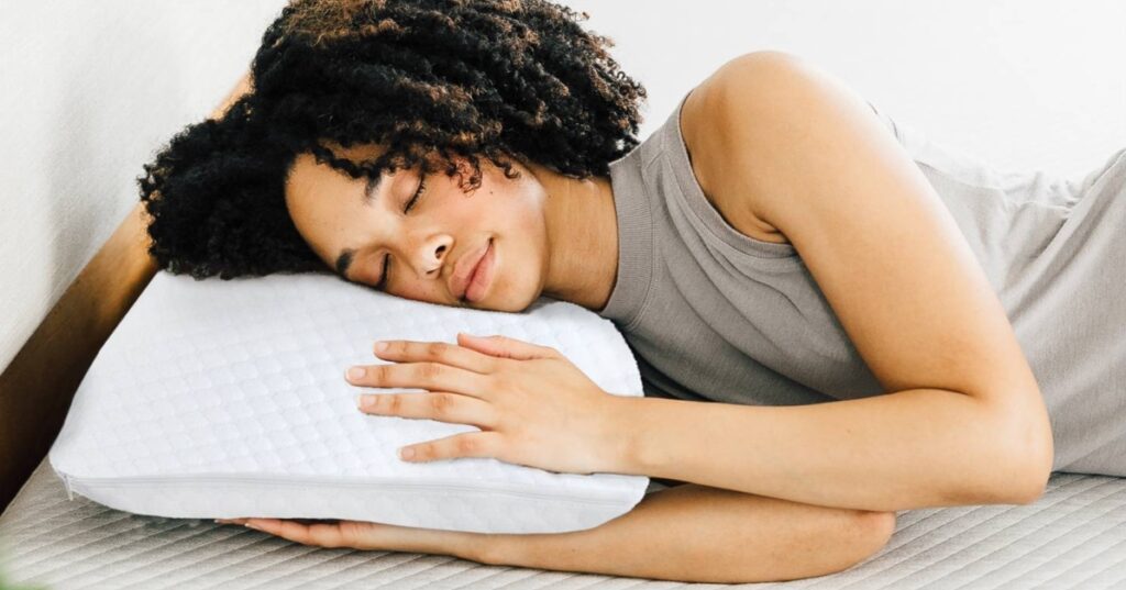 This Leesa Featherless Pillow Is The Only One You'll Ever Want To Buy