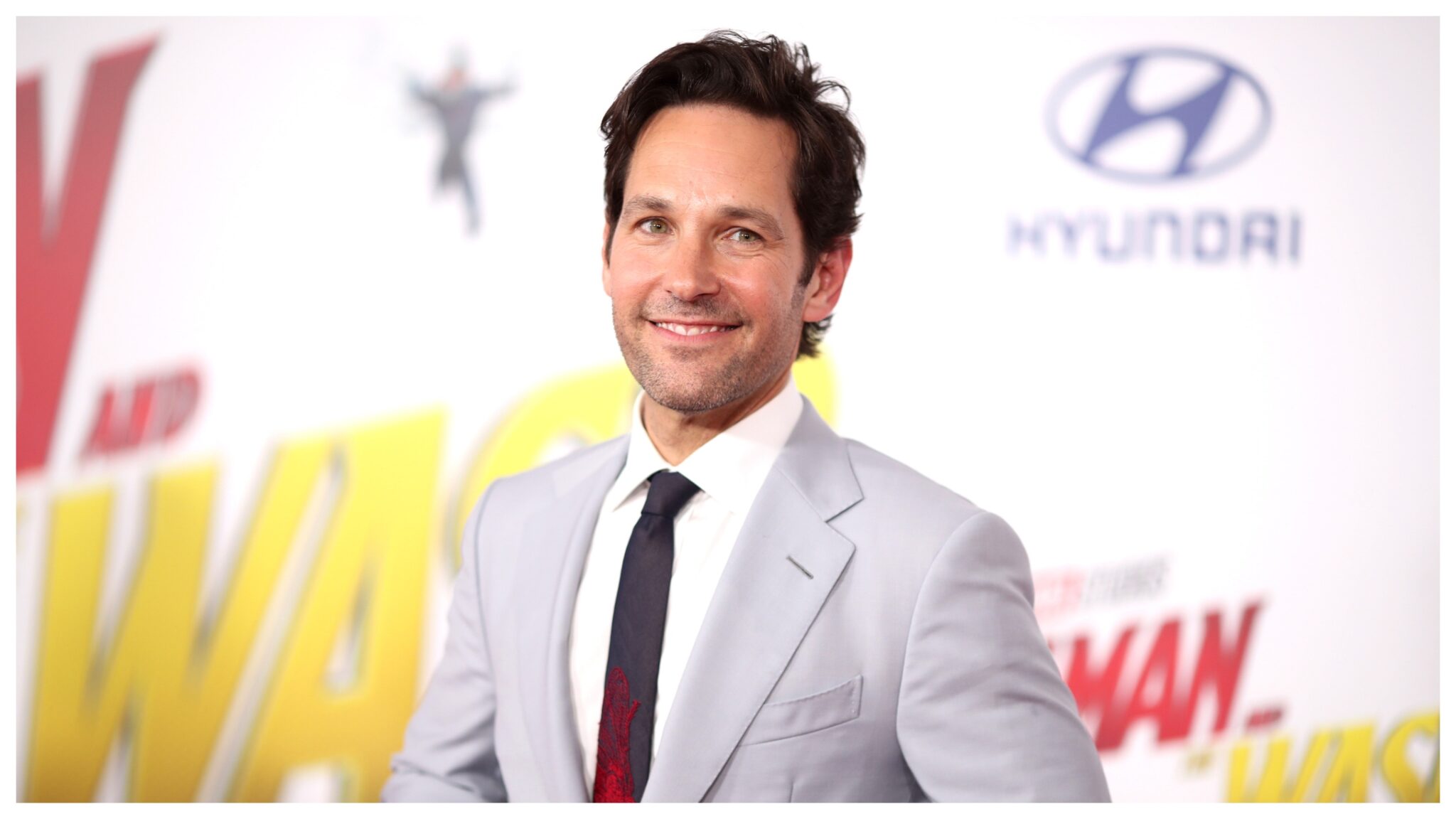 Paul Rudd Befriends Bullied 6th Grader With No Yearbook Signatures