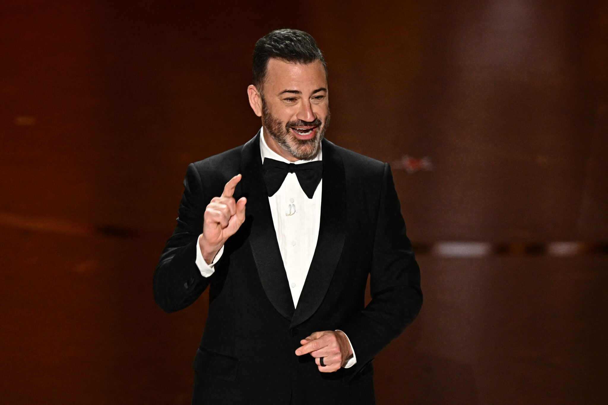 Nexstar & Sinclair TV Stations Refuse to Run 'Jimmy Kimmel Live!' After ...