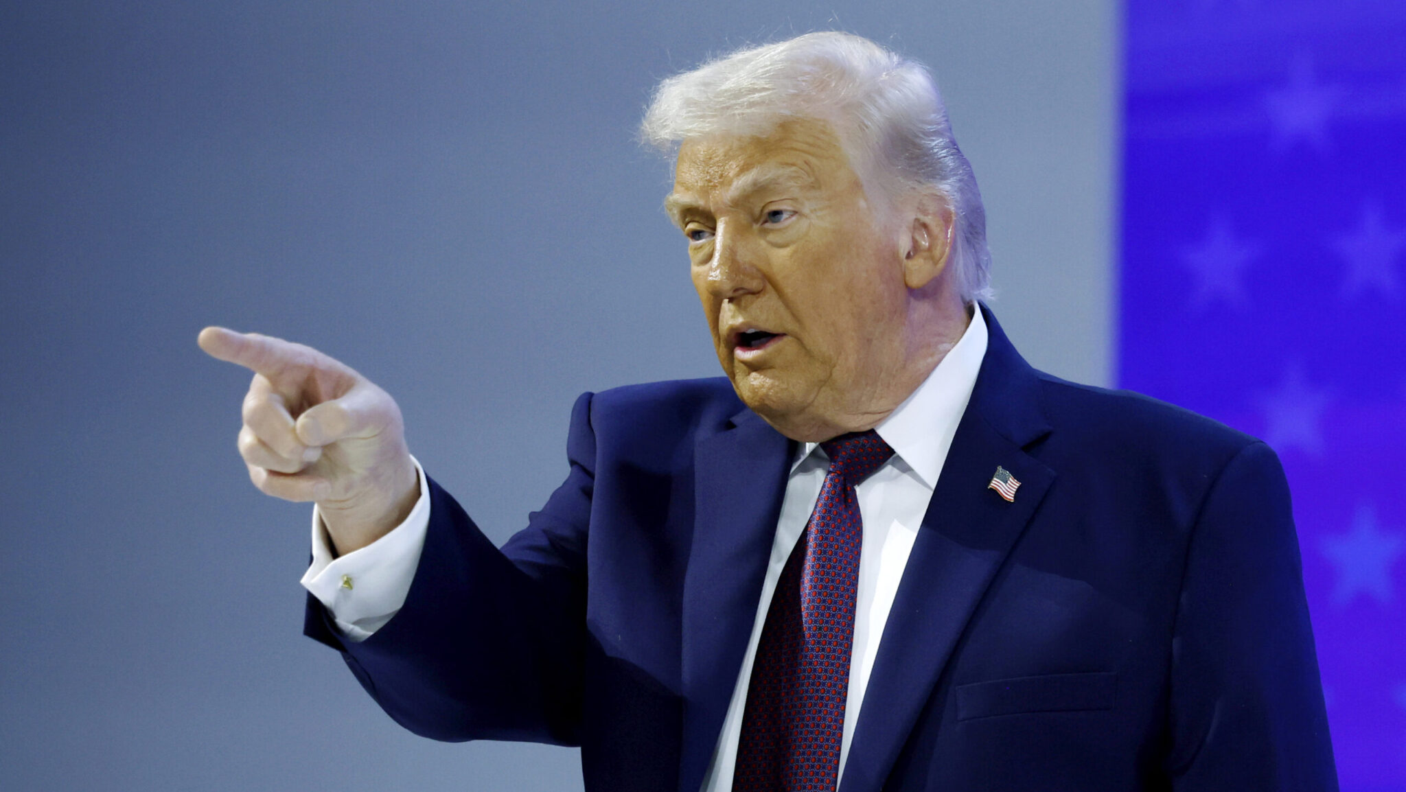 Trump Fundraising Email Sounds Like a Threat